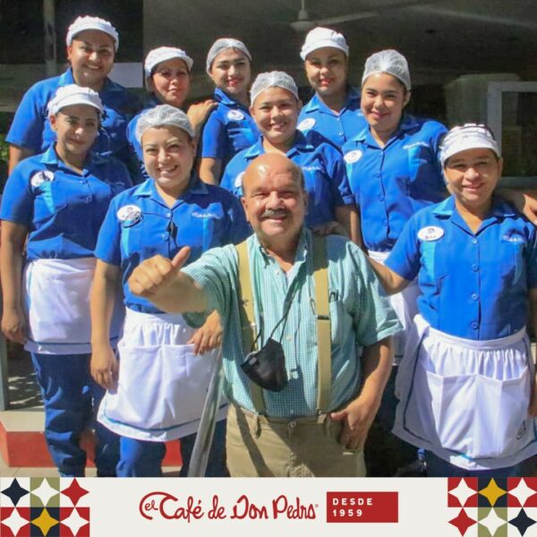 El Café de Don Pedro y sus 60 años de antigüedad | Guanacos
