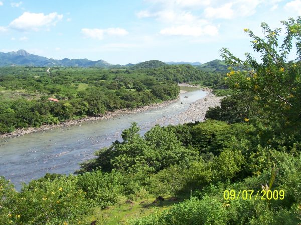 Río Goascorán, frontera entre El Salvador y Honduras | Guanacos