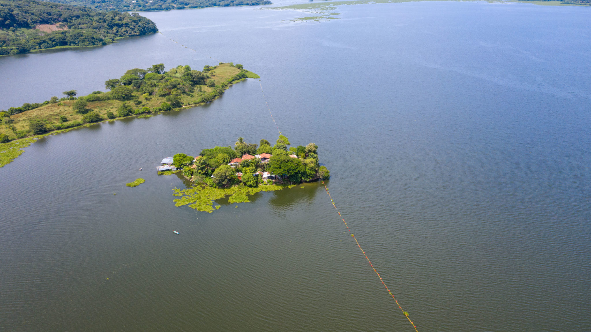 Embalse Cerrón Grande, importante ecosistema de El Salvador | Guanacos